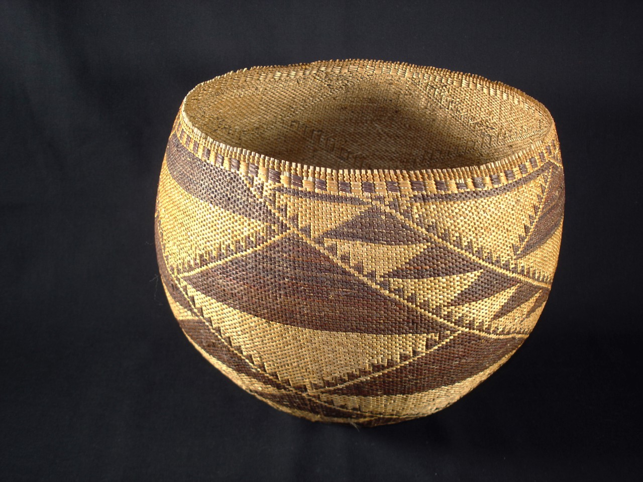 Pomo Native American Indian Baskets, Basketry - Gene Quintana Fine Art ...